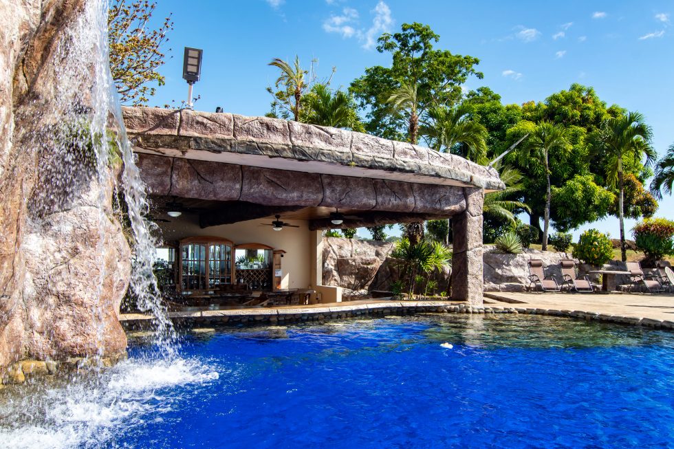 Paradise Fishing Lodge & Marina: Panama's Best Fishing Lodge - Central America Fishing