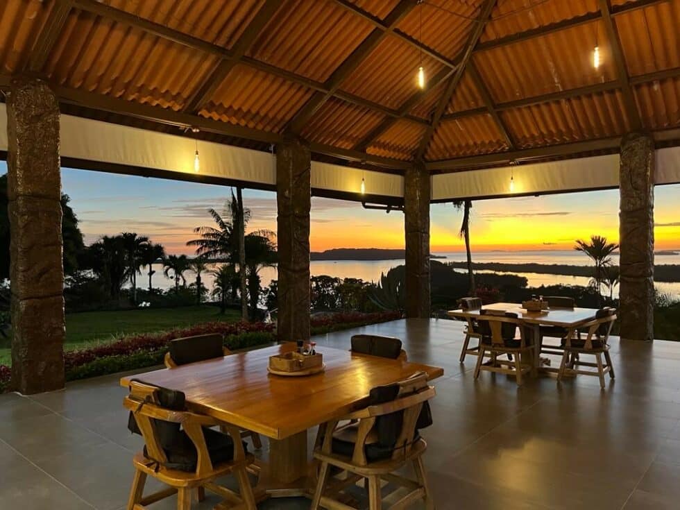 Paradise Fishing Lodge & Marina: Panama's Best Fishing Lodge - Central America Fishing